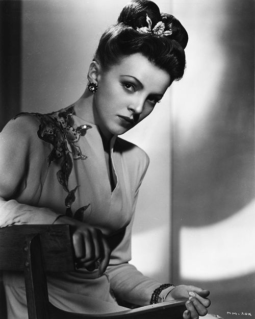 Madge Meredith image