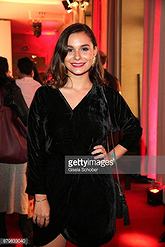 Julia Obst pictures and photos