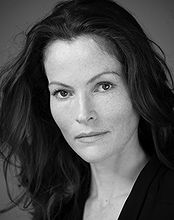 Selina Giles pictures and photos