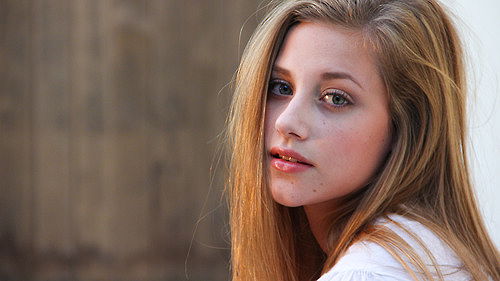 Lili Reinhart picture