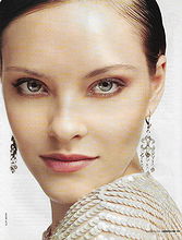 Laura Garrett pictures and photos