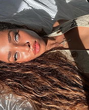 Idania Hopkin pictures and photos