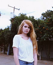 Hannah Sutton pictures and photos