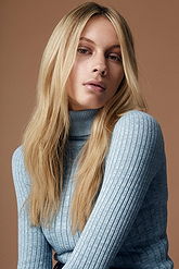 Amelia Peters pictures and photos