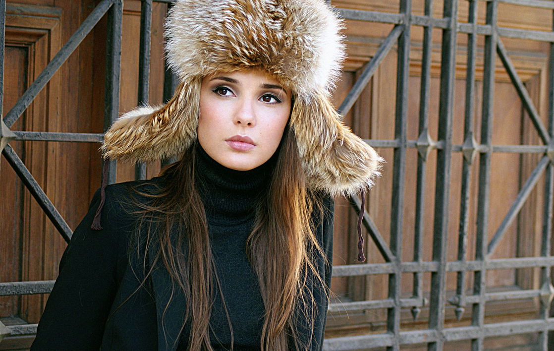 Oktyabrina Maximova picture