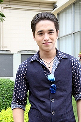 Alexander Rendell pictures and photos