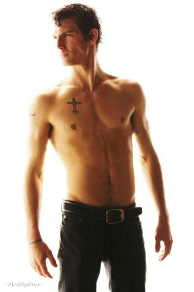 Picture of Alex Pettyfer