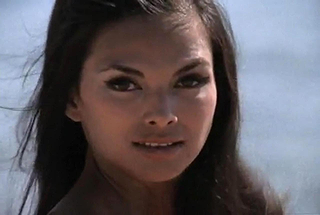 Elizabeth Logue pictures and photos