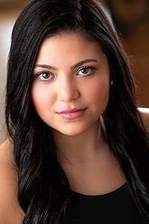 Ella Myers pictures and photos