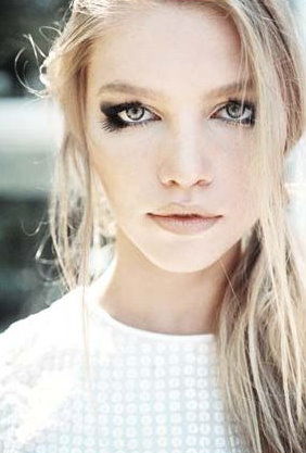 Picture of Aline Weber