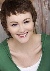 Kelly Hare pictures and photos