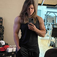 Dunja Bitar pictures and photos