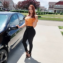 Hanna Adiella pictures and photos