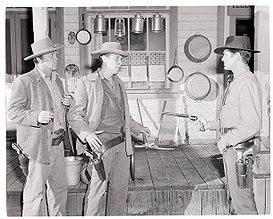 Mort Mills pictures and photos