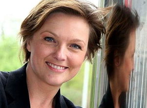 Anne Delvaux pictures and photos